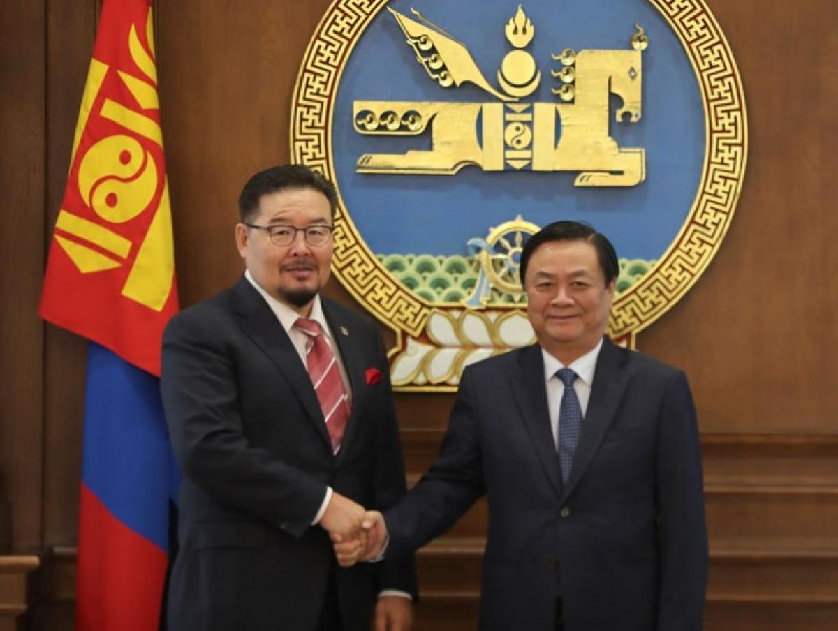 УИХ ын дарга Г Занданшатар БНСВУ ын Хөдөө аж ахуй хөдөөгийн хөгжлийн