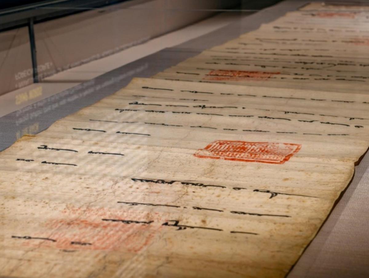 “Чингис хаан Монголчууд дэлхийг өөрчилсөн нь” үзэсгэлэн нээлтээ хийлээ